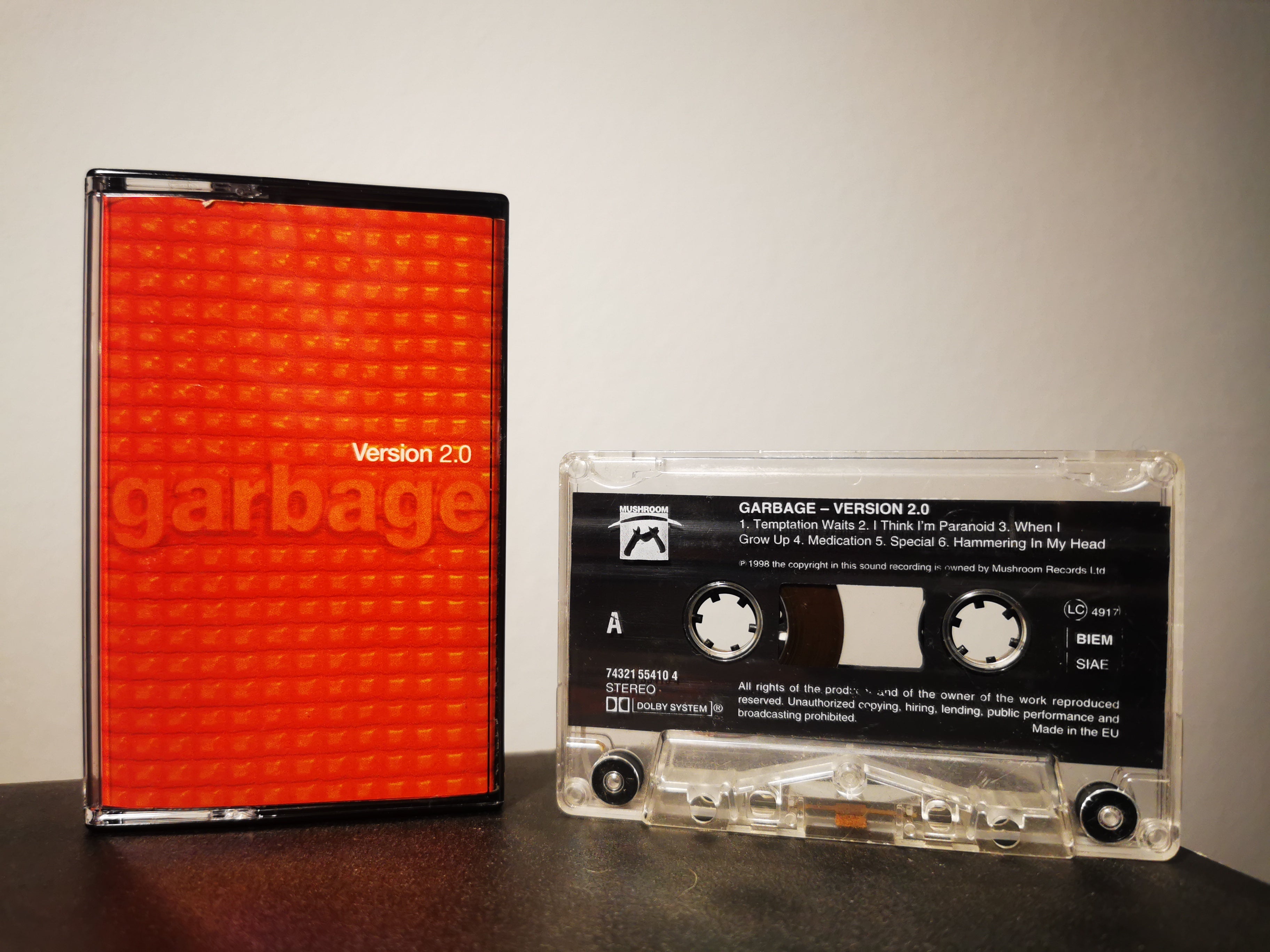 Garbage - "Version 2.0." – Dirt tapes